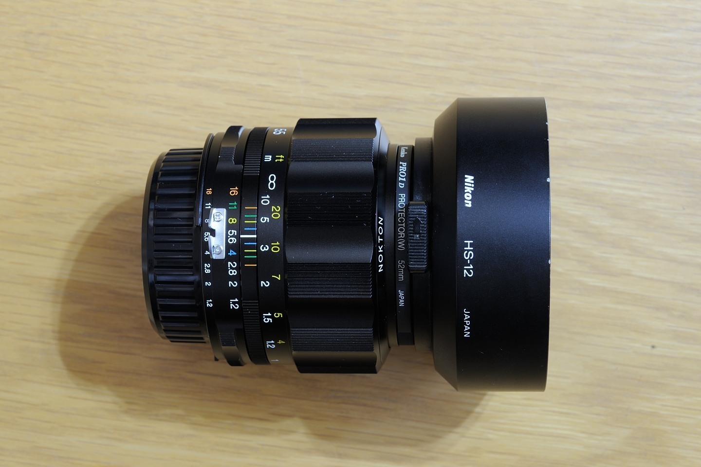 HS-12(中古) + 52S PRO1D プロテクター + LC-52 (NOKTON 55 mm F1.2 SL IIs): kazuのBLOG